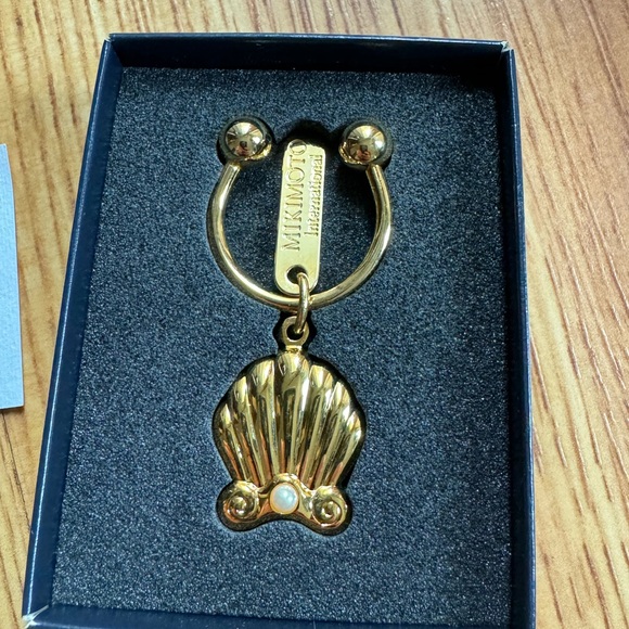 Mikimoto | Accessories | Mikimoto Shell Keychain In Gold | Poshmark